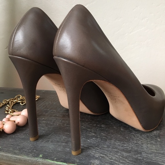 Ann Taylor | Shoes | Ann Taylor Pumps | Poshmark
